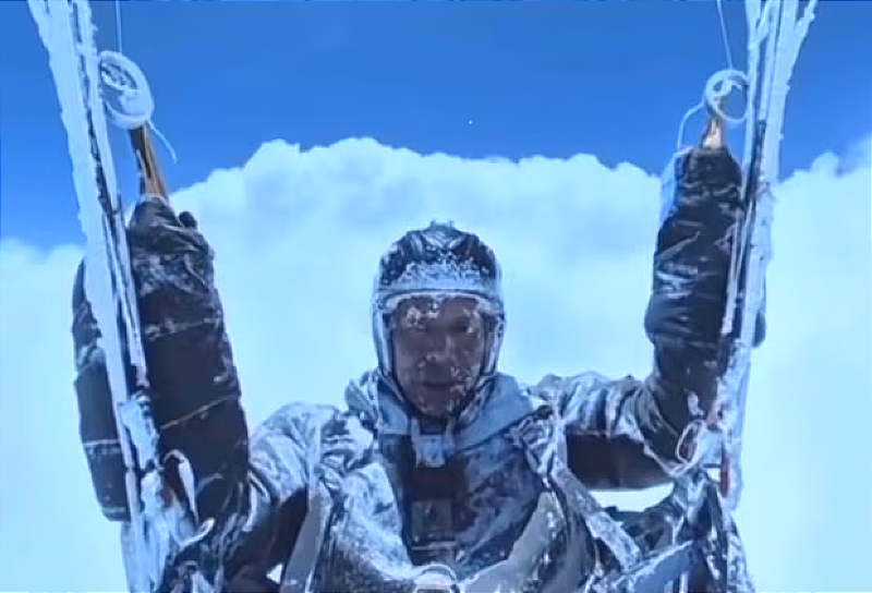 Chinese paraglider survives accidental flight to 5,000 feet